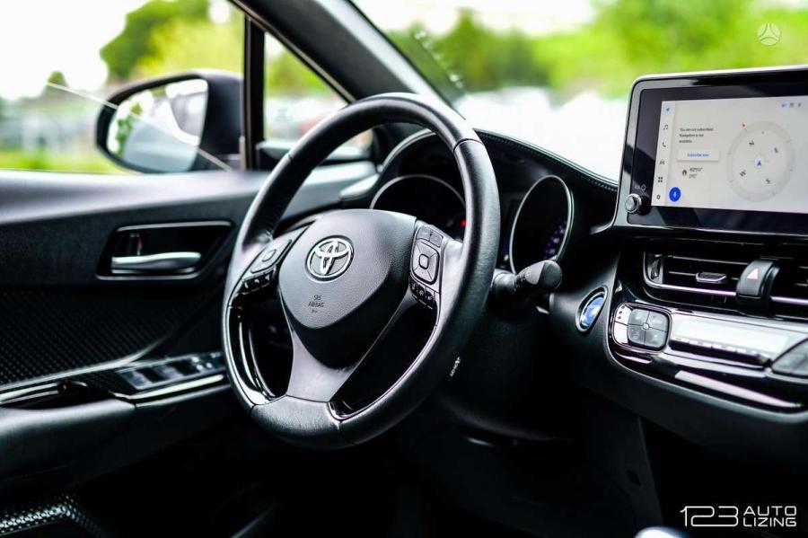 Pelēks Toyota C-HR 2023 Kretinga, ar dzinēja tilpumu 1.80 L un nobraukumu 30 tūkst. km par 23299 €, foto 15 vietnē AUTOMOTO.COM.LV