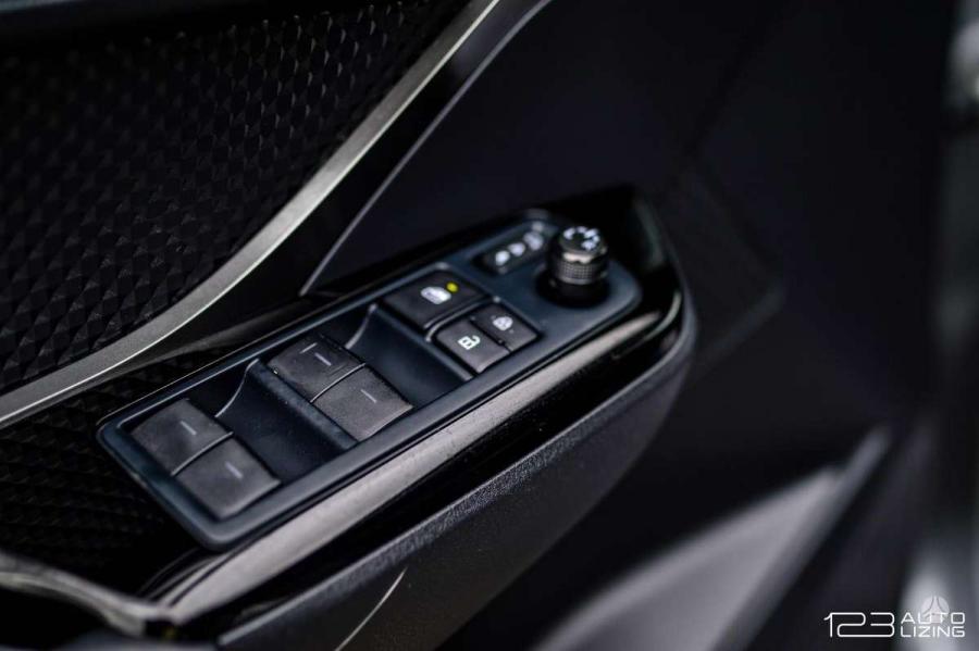 Pelēks Toyota C-HR 2023 Kretinga, ar dzinēja tilpumu 1.80 L un nobraukumu 30 tūkst. km par 23299 €, foto 23 vietnē AUTOMOTO.COM.LV