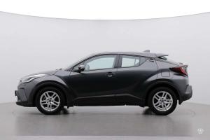 Grey Toyota C-HR 2023 in Vilnius, with an engine capacity of 1.80 L and mileage of 40 thousand km for 24500 €, photo 5 on AUTOMOTO.COM.LV