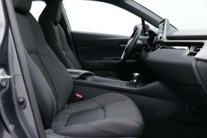Grey Toyota C-HR 2023 in Vilnius, with an engine capacity of 1.80 L and mileage of 40 thousand km for 24500 €, photo 10 on AUTOMOTO.COM.LV