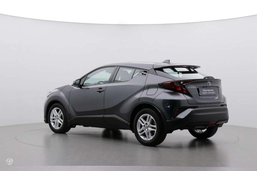Grey Toyota C-HR 2023 in Vilnius, with an engine capacity of 1.80 L and mileage of 40 thousand km for 24500 €, photo 19 on AUTOMOTO.COM.LV