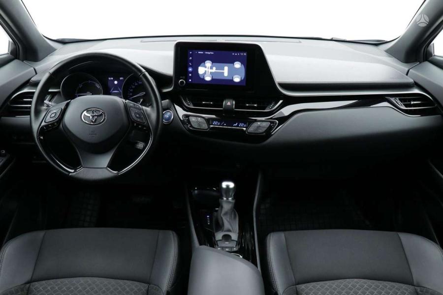 Серый Тойота C-HR 2023 в Вильнюс, объемом двигателя 1.80 л и пробегом 69 тыс. км за 26500 €, фото 8 на AUTOMOTO.COM.LV