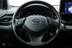 Серый Тойота C-HR 2023 в Вильнюс, объемом двигателя 1.80 л и пробегом 69 тыс. км за 26500 €, фото 14 на AUTOMOTO.COM.LV