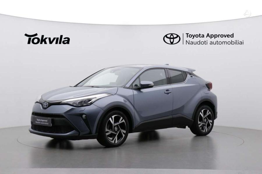Серый Тойота C-HR 2023 в Вильнюс, объемом двигателя 1.80 л и пробегом 65 тыс. км за 26500 €, фото 1 на AUTOMOTO.COM.LV