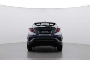 Серый Тойота C-HR 2023 в Вильнюс, объемом двигателя 1.80 л и пробегом 65 тыс. км за 26500 €, фото 6 на AUTOMOTO.COM.LV