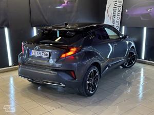 Pelēks Toyota C-HR 2023 Avižieniai, ar dzinēja tilpumu 1.80 L un nobraukumu 81 tūkst. km par 24250 €, foto 3 vietnē AUTOMOTO.COM.LV