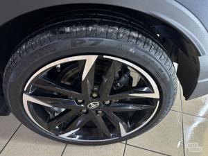 Pelēks Toyota C-HR 2023 Avižieniai, ar dzinēja tilpumu 1.80 L un nobraukumu 81 tūkst. km par 24250 €, foto 31 vietnē AUTOMOTO.COM.LV