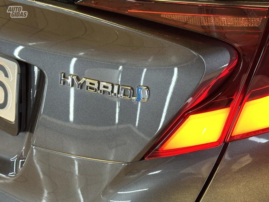 Pelēks Toyota C-HR 2023 Avižieniai, ar dzinēja tilpumu 1.80 L un nobraukumu 81 tūkst. km par 24250 €, foto 33 vietnē AUTOMOTO.COM.LV