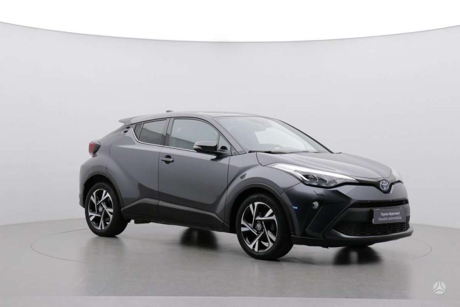 Серый Тойота C-HR 2023 в Вильнюс, объемом двигателя 1.80 л и пробегом 67 тыс. км за 26500 €, фото 20 на AUTOMOTO.COM.LV
