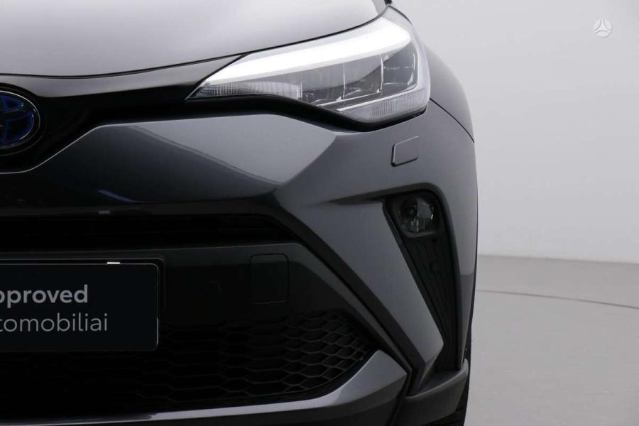 Серый Тойота C-HR 2023 в Вильнюс, объемом двигателя 1.80 л и пробегом 67 тыс. км за 26500 €, фото 21 на AUTOMOTO.COM.LV