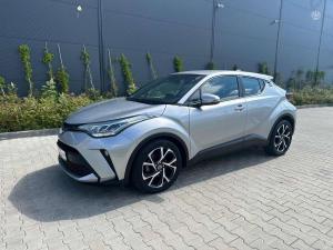 Grey Toyota C-HR 2023 in Vilnius, with an engine capacity of 1.80 L and mileage of 142 thousand km for 19950 €, photo 13 on AUTOMOTO.COM.LV