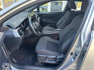 Grey Toyota C-HR 2023 in Vilnius, with an engine capacity of 1.80 L and mileage of 142 thousand km for 19950 €, photo 17 on AUTOMOTO.COM.LV
