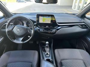 Grey Toyota C-HR 2023 in Vilnius, with an engine capacity of 1.80 L and mileage of 142 thousand km for 19950 €, photo 24 on AUTOMOTO.COM.LV