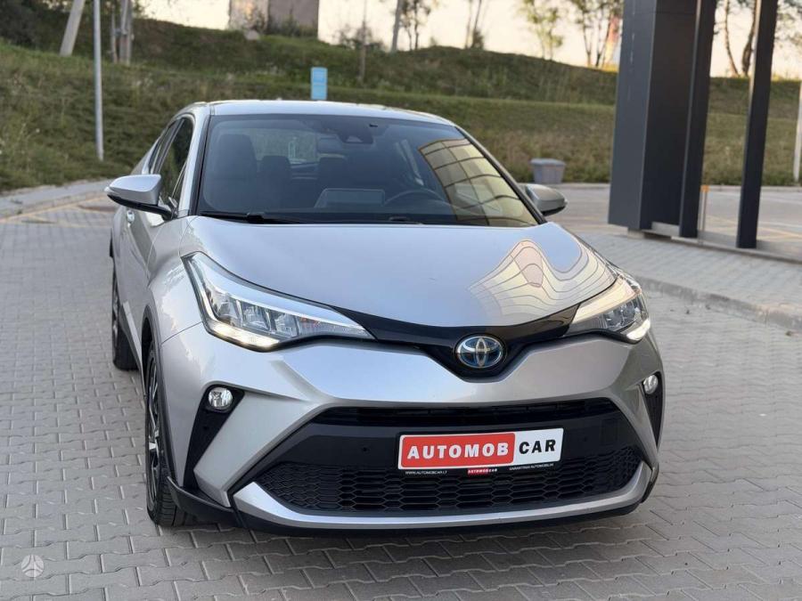 Pelēks Toyota C-HR 2023 Viļņa, ar dzinēja tilpumu 1.80 L un nobraukumu 142 tūkst. km par 19950 €, foto 4 vietnē AUTOMOTO.COM.LV