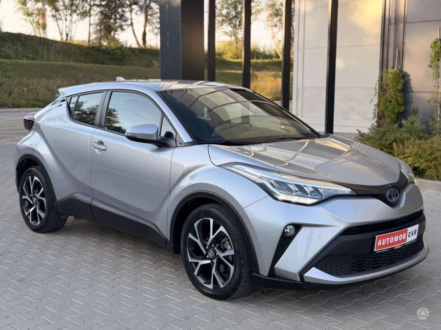 Pelēks Toyota C-HR 2023 Viļņa, ar dzinēja tilpumu 1.80 L un nobraukumu 142 tūkst. km par 19950 €, foto 5 vietnē AUTOMOTO.COM.LV
