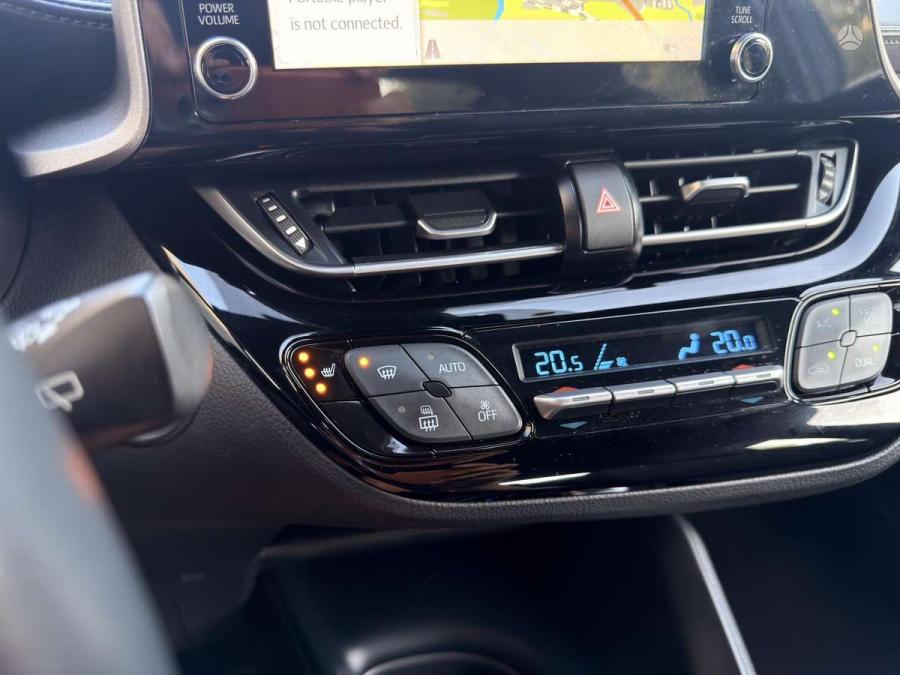 Pelēks Toyota C-HR 2023 Viļņa, ar dzinēja tilpumu 1.80 L un nobraukumu 142 tūkst. km par 19950 €, foto 28 vietnē AUTOMOTO.COM.LV