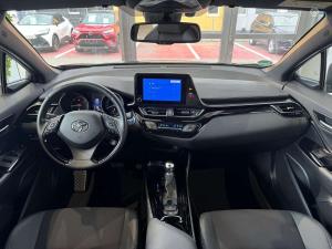 Grey Toyota C-HR 2023 in Siauliai, with an engine capacity of 1.80 L and mileage of 26 thousand km for 23500 €, photo 15 on AUTOMOTO.COM.LV