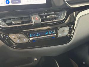 Grey Toyota C-HR 2023 in Siauliai, with an engine capacity of 1.80 L and mileage of 26 thousand km for 23500 €, photo 20 on AUTOMOTO.COM.LV