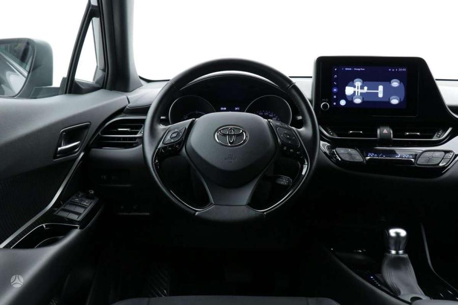 Серый Тойота C-HR 2023 в Вильнюс, объемом двигателя 1.80 л и пробегом 67 тыс. км за 26500 €, фото 9 на AUTOMOTO.COM.LV