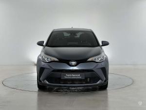 Серый Тойота C-HR 2023 в Вильнюс, объемом двигателя 1.80 л и пробегом 61 тыс. км за 22900 €, фото 6 на AUTOMOTO.COM.LV