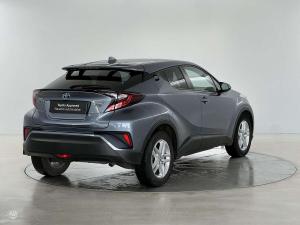 Серый Тойота C-HR 2023 в Вильнюс, объемом двигателя 1.80 л и пробегом 61 тыс. км за 22900 €, фото 20 на AUTOMOTO.COM.LV