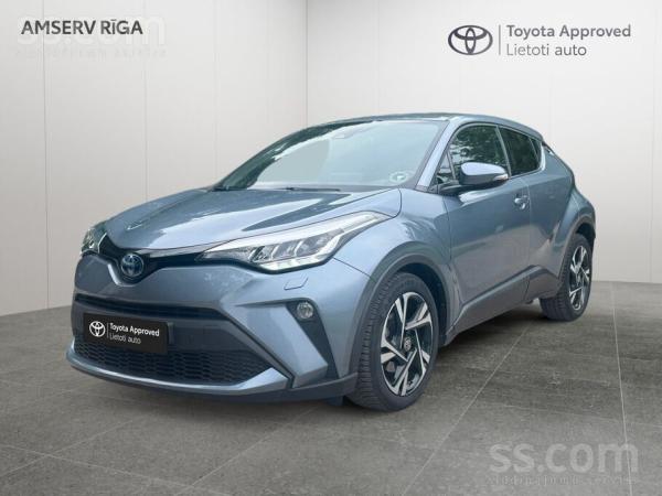 Pelēks Toyota C-HR 2023 Rīga, ar dzinēja tilpumu 1.80 L un nobraukumu 61 tūkst. km par 22900 €, foto 1 vietnē AUTOMOTO.COM.LV