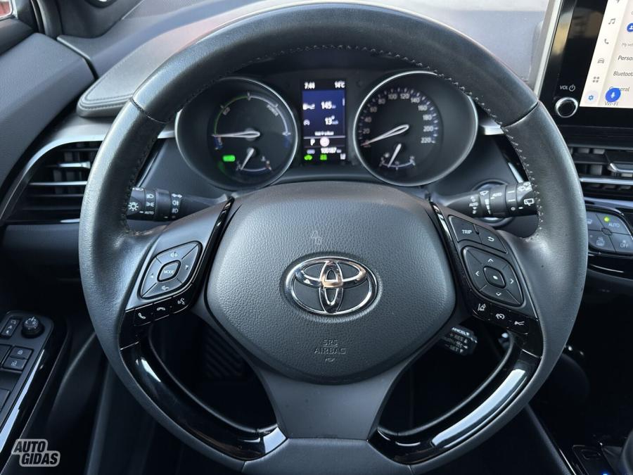 Серый Тойота C-HR 2023 в Авиженяй, объемом двигателя 2.00 л и пробегом 100 тыс. км за 23250 €, фото 7 на AUTOMOTO.COM.LV