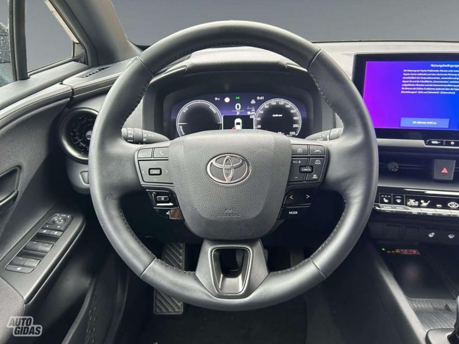 Pelēks Toyota C-HR 2024 Kauņa, ar dzinēja tilpumu 1.80 L un nobraukumu 24 tūkst. km par 30630 €, foto 12 vietnē AUTOMOTO.COM.LV