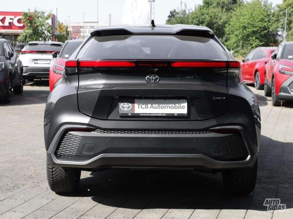 Grey Toyota C-HR 2024 in Kaunas, with an engine capacity of 1.80 L and mileage of 11 thousand km for 31133 €, photo 5 on AUTOMOTO.COM.LV