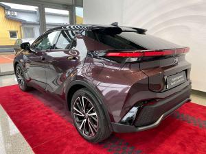 Pelēks Toyota C-HR 2024 Šauļi, ar dzinēja tilpumu 1.99 L un nobraukumu 7 tūkst. km par 31200 €, foto 7 vietnē AUTOMOTO.COM.LV