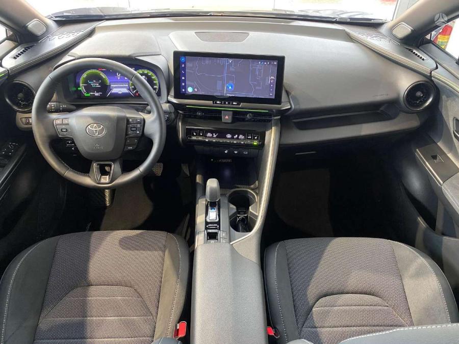 Pelēks Toyota C-HR 2024 Šauļi, ar dzinēja tilpumu 1.99 L un nobraukumu 7 tūkst. km par 31200 €, foto 16 vietnē AUTOMOTO.COM.LV