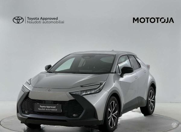 Grey Toyota C-HR 2024 in Vilnius, with an engine capacity of 1.80 L and mileage of 45 thousand km for 27900 €, photo 1 on AUTOMOTO.COM.LV