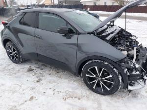 Grey Toyota C-HR 2024 in Kedainiai, with an engine capacity of 1.99 L and mileage of 24 thousand km for 15950 €, photo 19 on AUTOMOTO.COM.LV