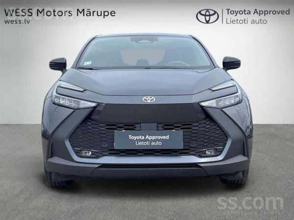 Pelēks Toyota C-HR 2024 Rīga, ar dzinēja tilpumu 1.80 L un nobraukumu 20 tūkst. km par 29990 €, foto 5 vietnē AUTOMOTO.COM.LV