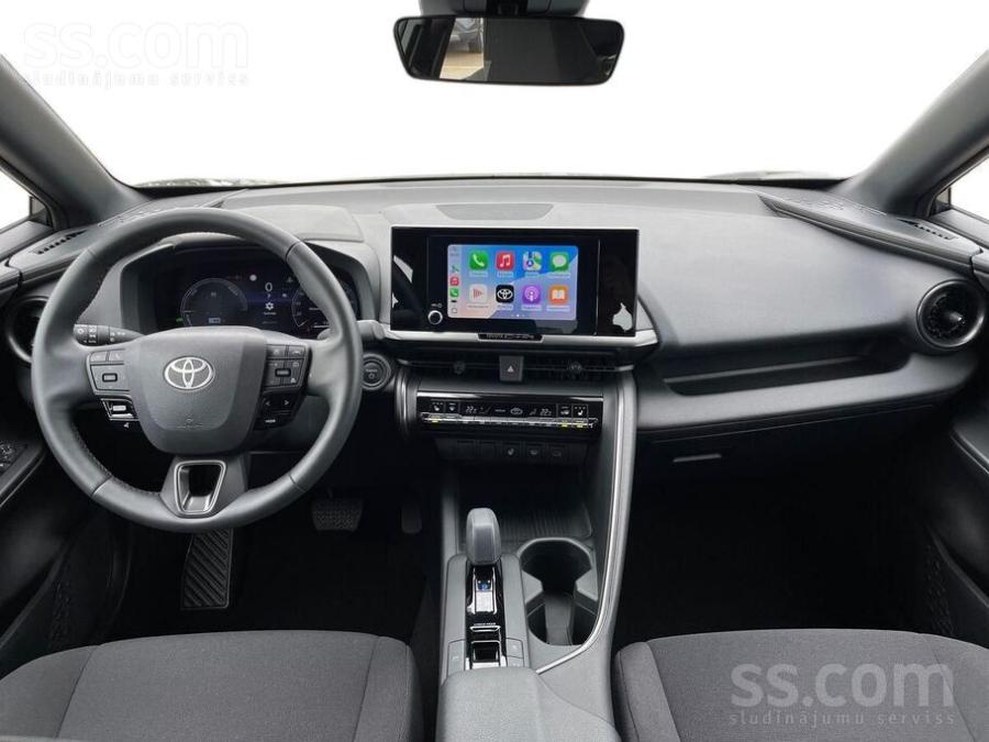 Серый Тойота C-HR 2024 в Рига, объемом двигателя 1.80 л и пробегом 20 тыс. км за 29990 €, фото 9 на AUTOMOTO.COM.LV