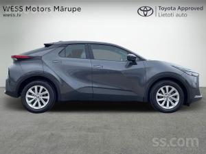 Серый Тойота C-HR 2024 в Рига, объемом двигателя 1.80 л и пробегом 20 тыс. км за 29990 €, фото 17 на AUTOMOTO.COM.LV