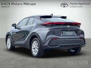 Серый Тойота C-HR 2024 в Рига, объемом двигателя 1.80 л и пробегом 20 тыс. км за 29990 €, фото 18 на AUTOMOTO.COM.LV