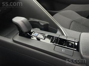 Серый Тойота C-HR 2024 в Рига, объемом двигателя 1.80 л и пробегом 20 тыс. км за 29990 €, фото 21 на AUTOMOTO.COM.LV