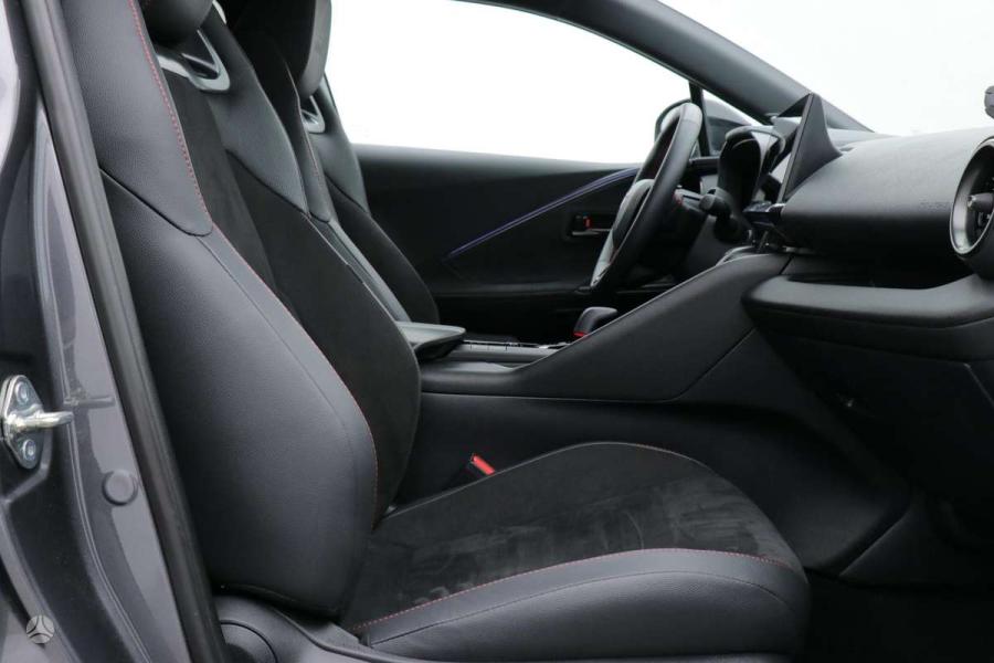Pelēks Toyota C-HR 2024 Viļņa, ar dzinēja tilpumu 1.99 L un nobraukumu 59 tūkst. km par 40900 €, foto 9 vietnē AUTOMOTO.COM.LV