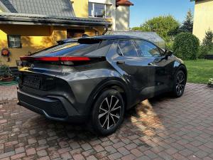 Серый Тойота C-HR 2024 в Пренай, объемом двигателя 1.80 л и пробегом 1 тыс. км за 29500 €, фото 9 на AUTOMOTO.COM.LV
