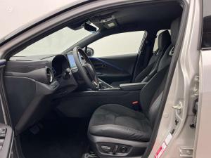 Grey Toyota C-HR 2024 in Panevezys, with an engine capacity of 1.99 L and mileage of 34 thousand km for 36590 €, photo 10 on AUTOMOTO.COM.LV