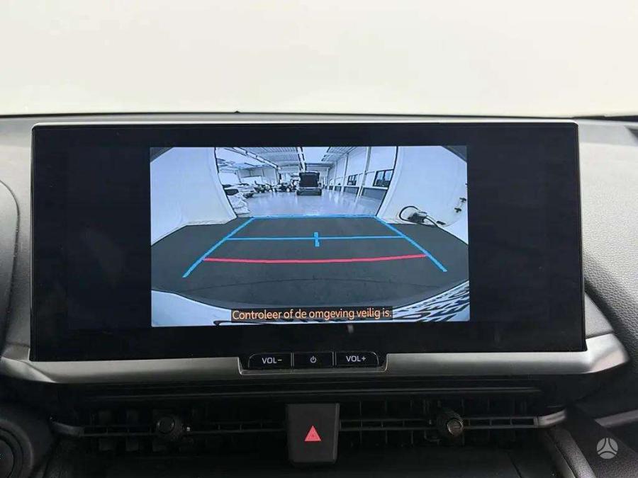 Pelēks Toyota C-HR 2024 Viļņa, ar dzinēja tilpumu 1.80 L un nobraukumu 17 tūkst. km par 27995 €, foto 5 vietnē AUTOMOTO.COM.LV