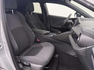 Pelēks Toyota C-HR 2024 Viļņa, ar dzinēja tilpumu 1.80 L un nobraukumu 17 tūkst. km par 27995 €, foto 15 vietnē AUTOMOTO.COM.LV