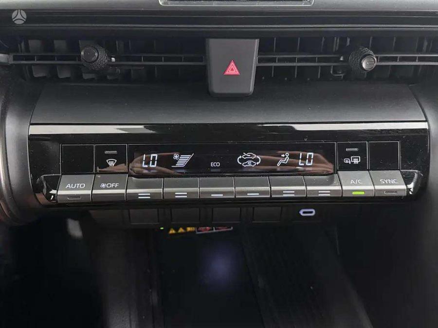 Pelēks Toyota C-HR 2024 Viļņa, ar dzinēja tilpumu 1.80 L un nobraukumu 17 tūkst. km par 27995 €, foto 16 vietnē AUTOMOTO.COM.LV