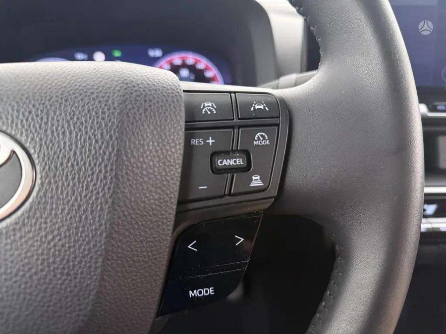 Pelēks Toyota C-HR 2024 Viļņa, ar dzinēja tilpumu 1.80 L un nobraukumu 17 tūkst. km par 27995 €, foto 18 vietnē AUTOMOTO.COM.LV