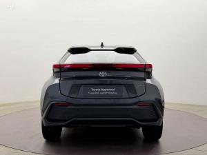 Grey Toyota C-HR 2024 in Panevezys, with an engine capacity of 1.80 L and mileage of 32 thousand km for 30990 €, photo 8 on AUTOMOTO.COM.LV