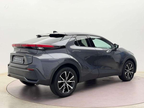 Серый Тойота C-HR 2024 в Паневежис, объемом двигателя 1.80 л и пробегом 32 тыс. км за 30990 €, фото 8 на AUTOMOTO.COM.LV