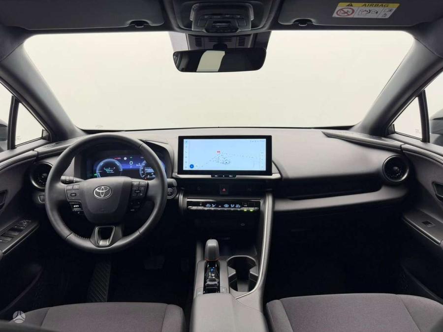 Grey Toyota C-HR 2024 in Panevezys, with an engine capacity of 1.80 L and mileage of 32 thousand km for 30990 €, photo 19 on AUTOMOTO.COM.LV