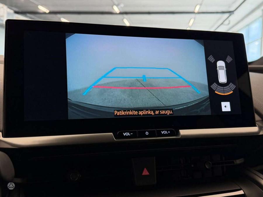Grey Toyota C-HR 2024 in Panevezys, with an engine capacity of 1.80 L and mileage of 32 thousand km for 30990 €, photo 31 on AUTOMOTO.COM.LV