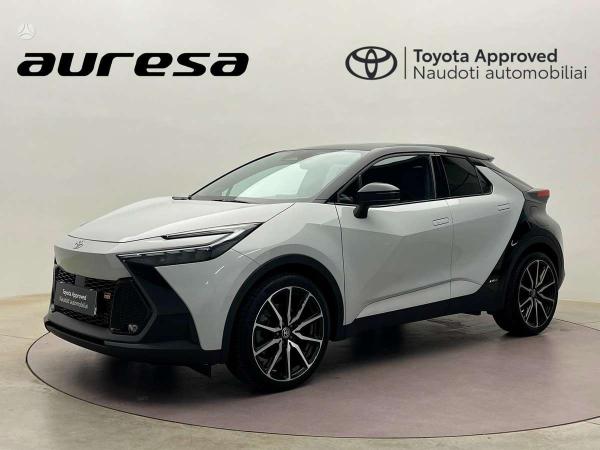 Серый Тойота C-HR 2024 в Вильнюс, объемом двигателя 1.99 л и пробегом 40 тыс. км за 39990 €, фото 1 на AUTOMOTO.COM.LV